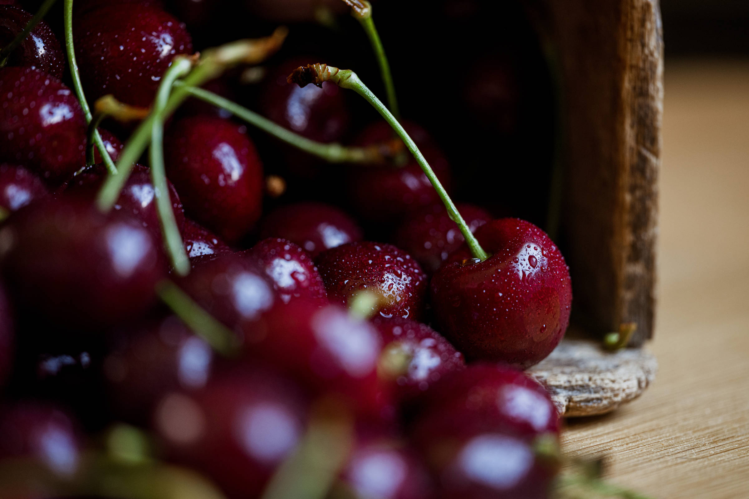 Cherries — Large, dark red & sweet | Tasmanian Grown